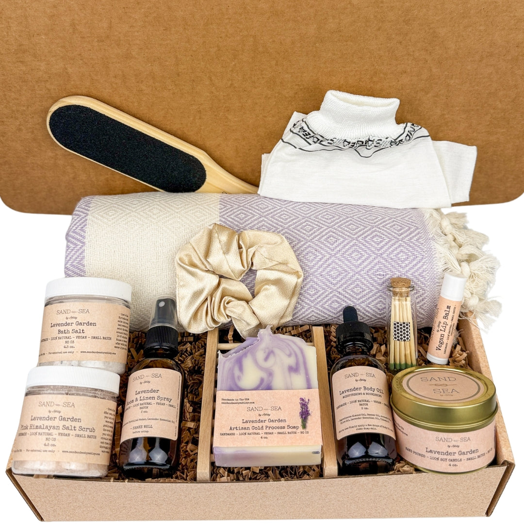 Luxury Spa Gift Baskets for Her | Pampering and Relaxing Lavender Spa ...